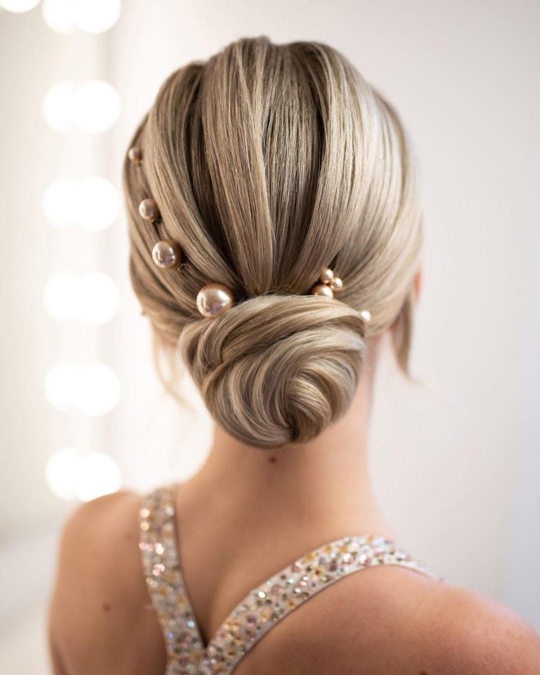 25 Buns Hairstyles: From Sleek to Messy, Stunning Looks for Every ...