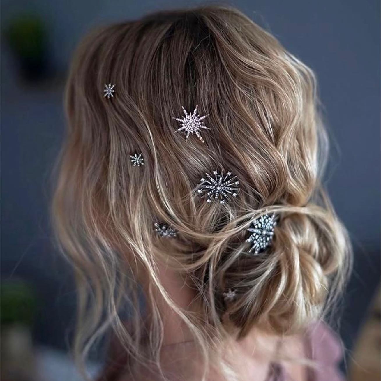 23 Christmas Hairstyles for Short Hair: Cute, Easy, and Festive Looks ...