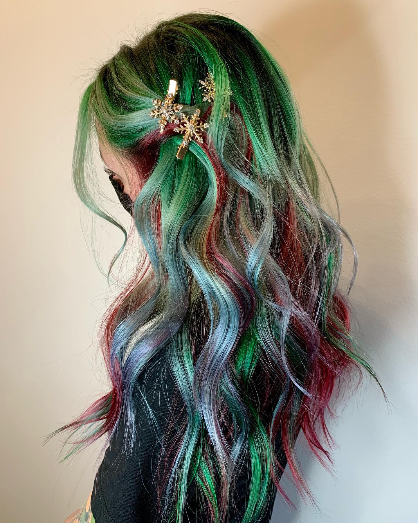 33 Christmas Hair Ideas to Make You Shine This Holiday Season ...