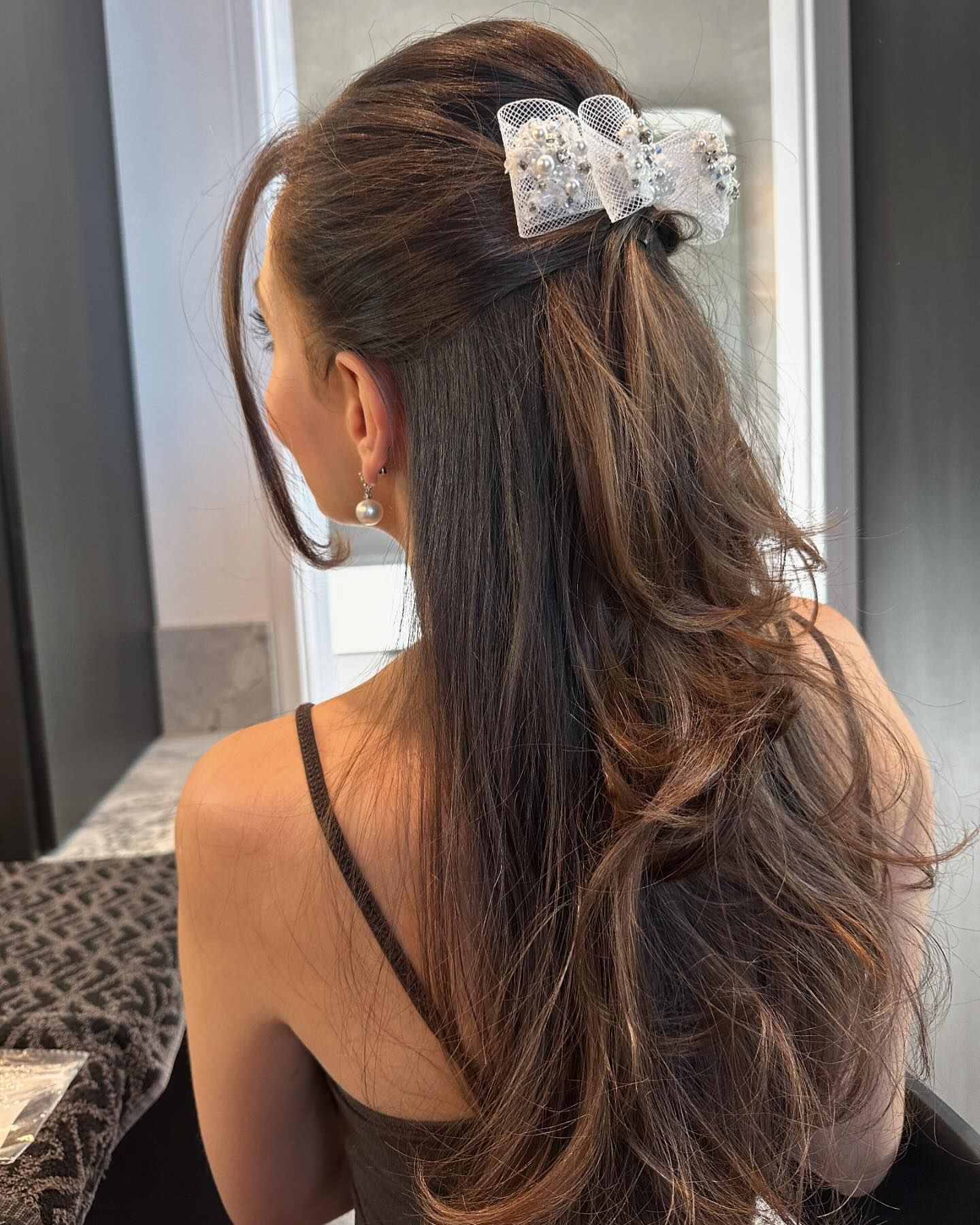 26 Glam Hair Ideas for Every Occasion: From Weddings to Prom, Stand Out ...