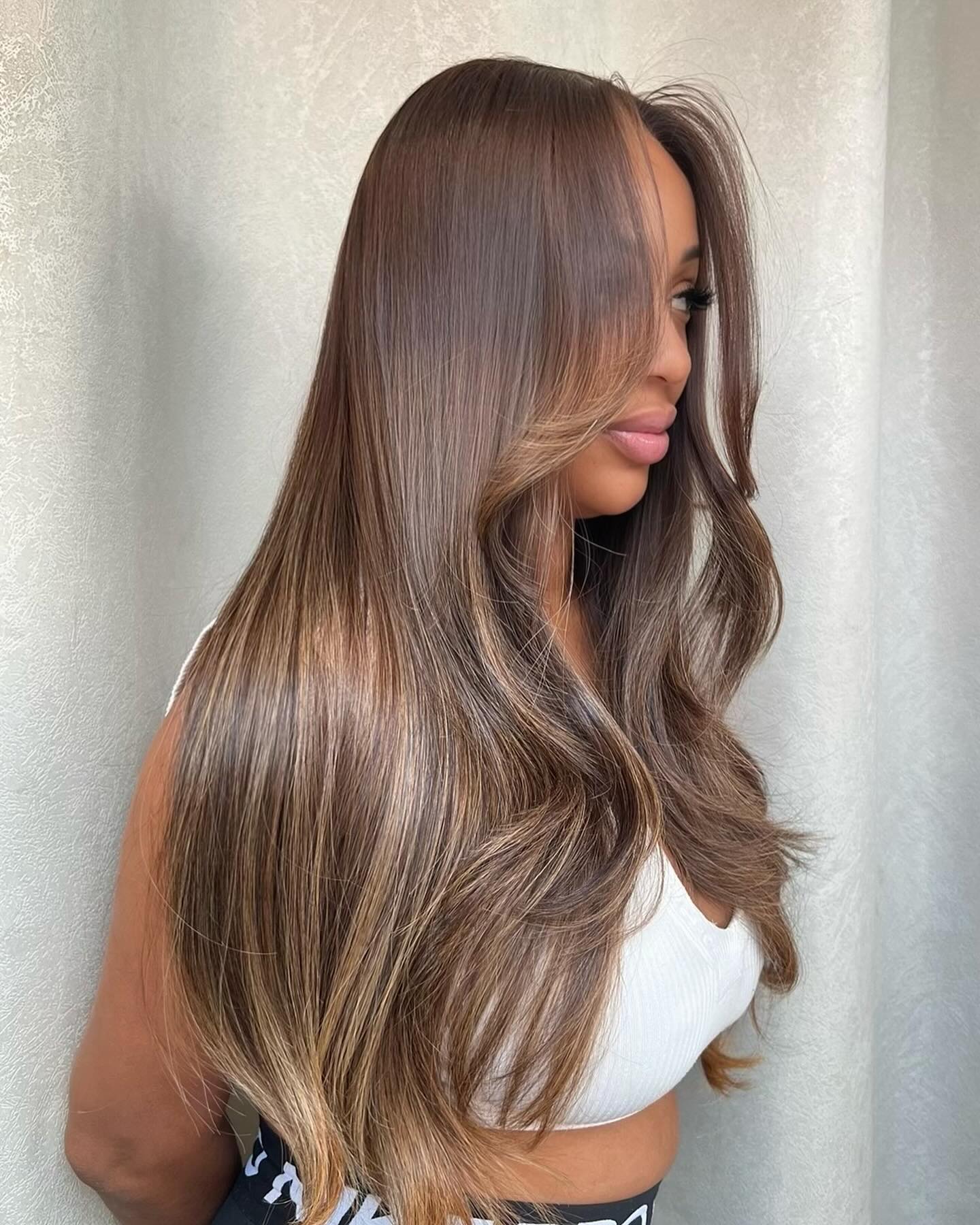 30 Stunning Haircuts for Thick Hair – Best Styles for Volume, Layers ...