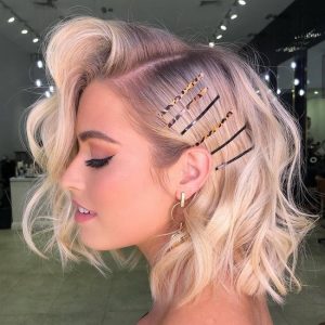 24 New Year's Hairstyles for Short Hair: Trendy and Easy Looks for ...