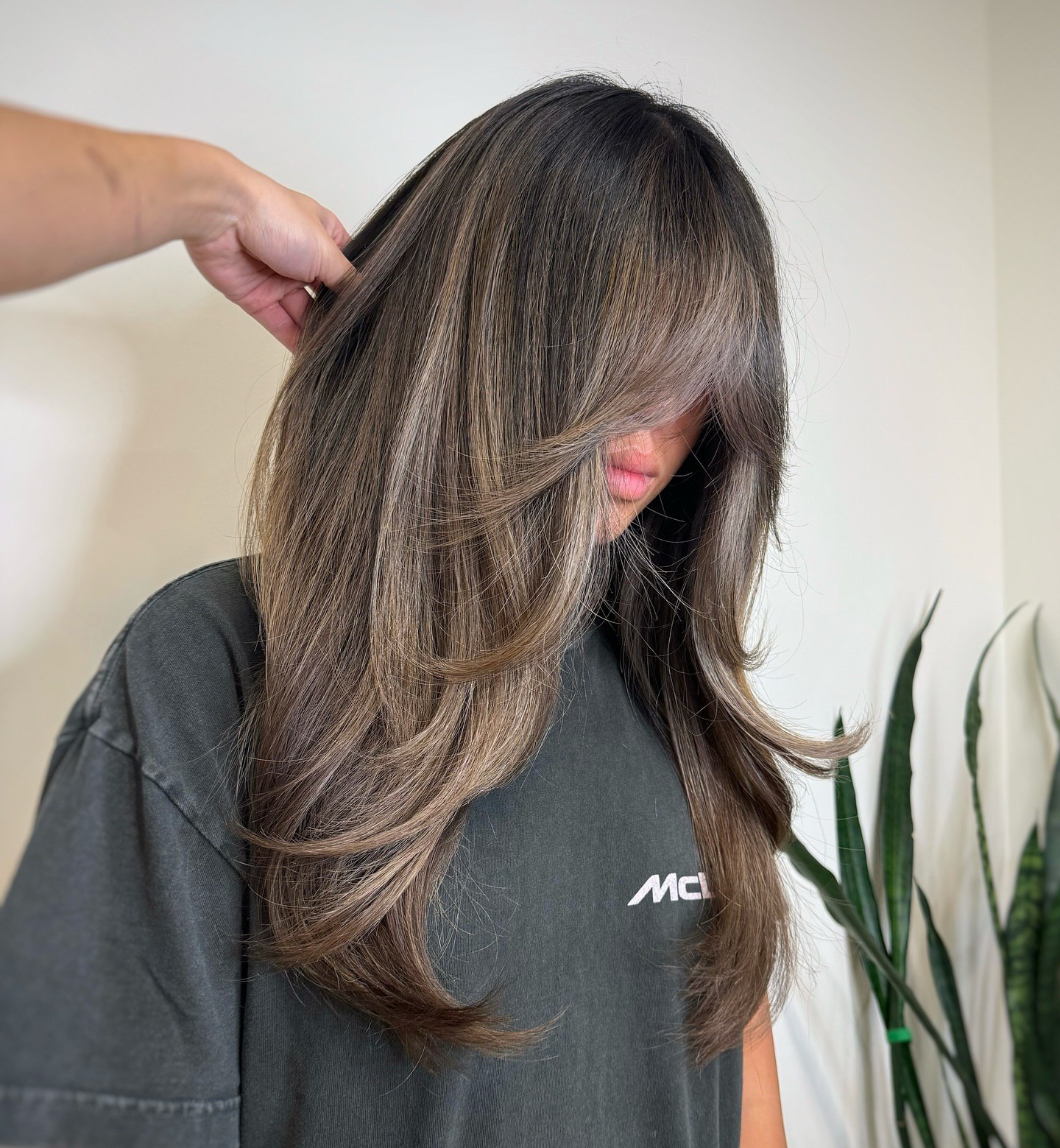 30 Stunning Haircuts for Thick Hair – Best Styles for Volume, Layers ...