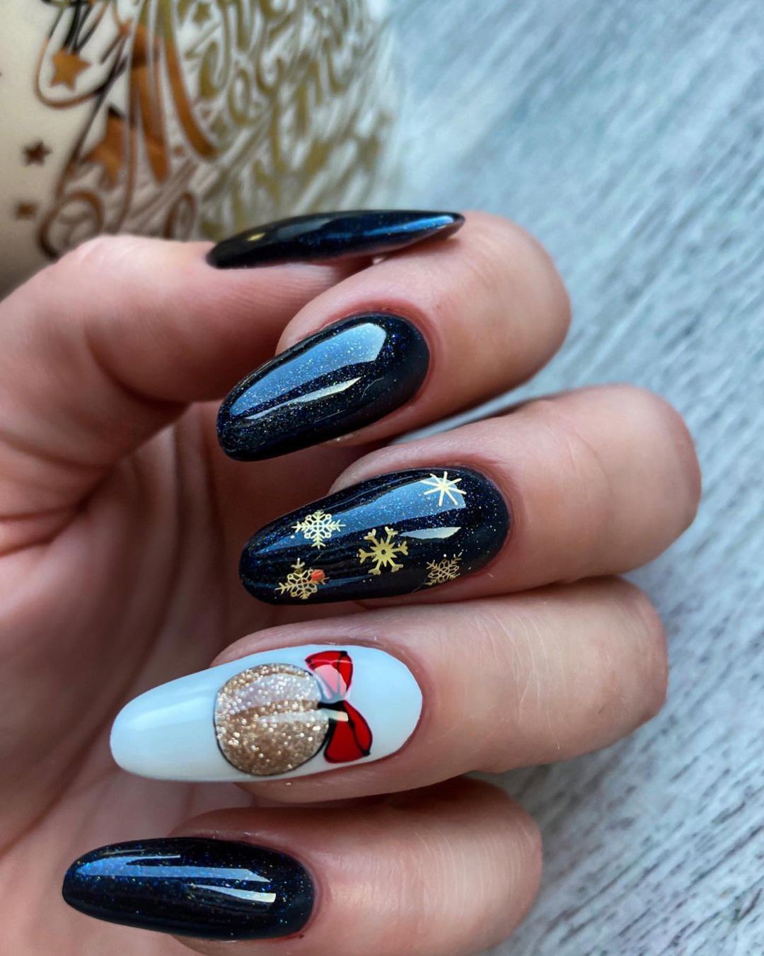 30 Trendy Christmas Nails 2025: Festive Ideas for Every Style – From ...