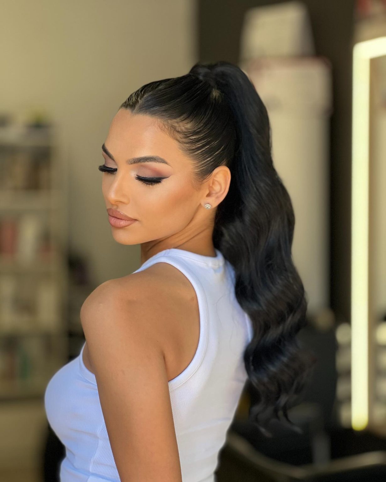 26 Glam Hair Ideas for Every Occasion: From Weddings to Prom, Stand Out ...