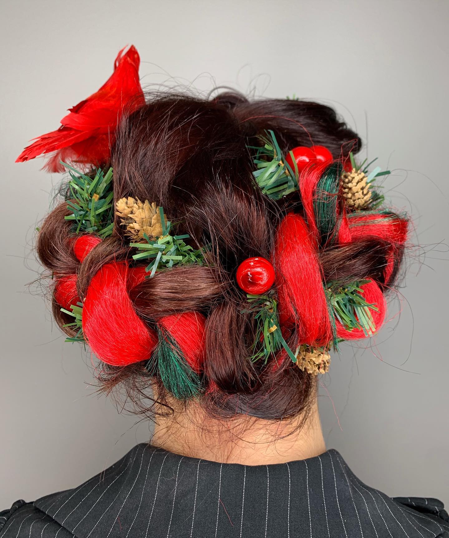 31 Crazy Christmas Hairstyles: Fun, Bold Ideas for Women and Kids to ...