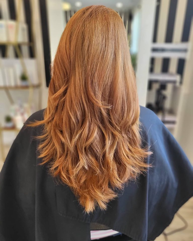 Discover 35 Stunning V-Cut Hair Ideas for Every Style: From Sleek to ...