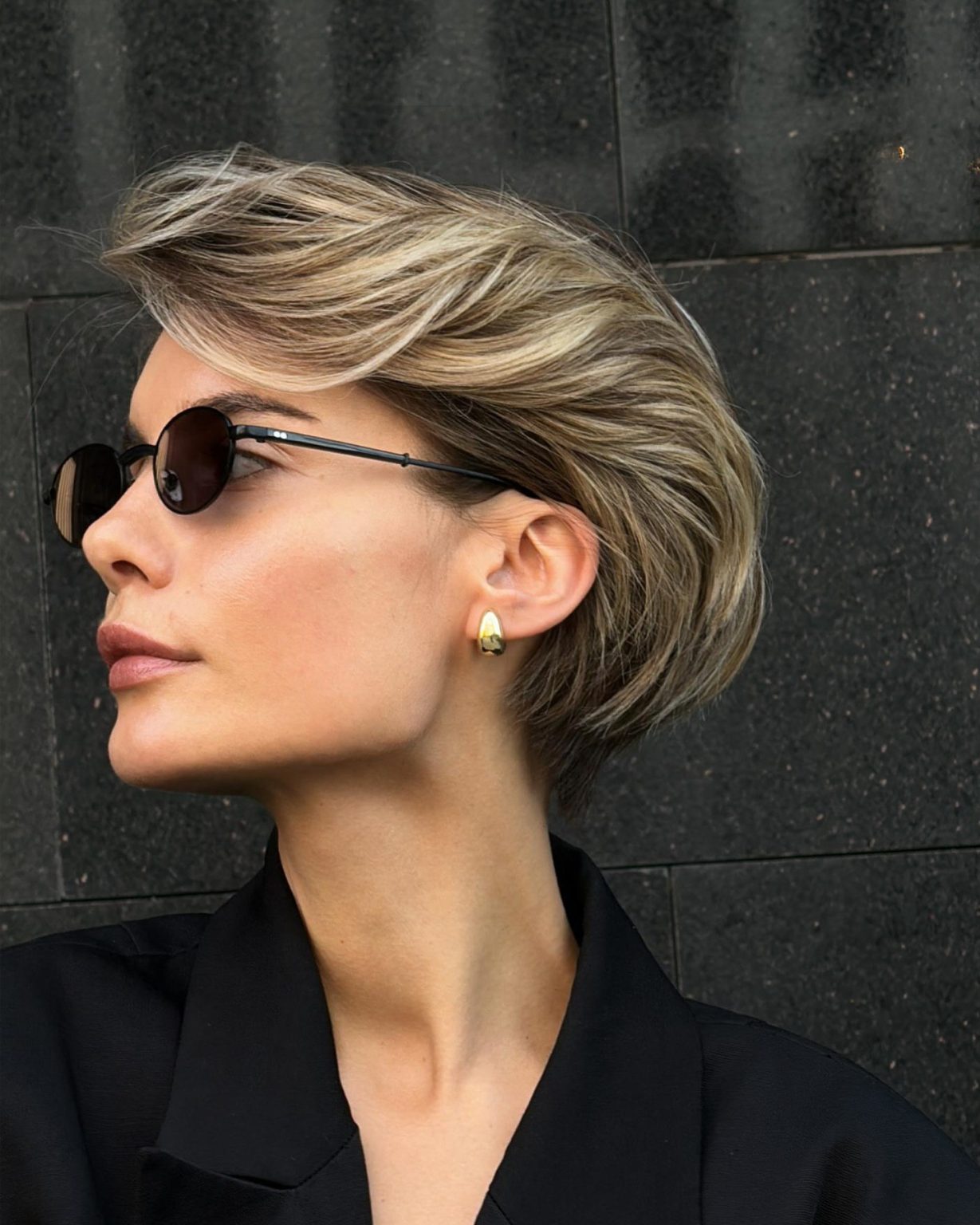 30 Stunning Haircuts for Thick Hair – Best Styles for Volume, Layers ...