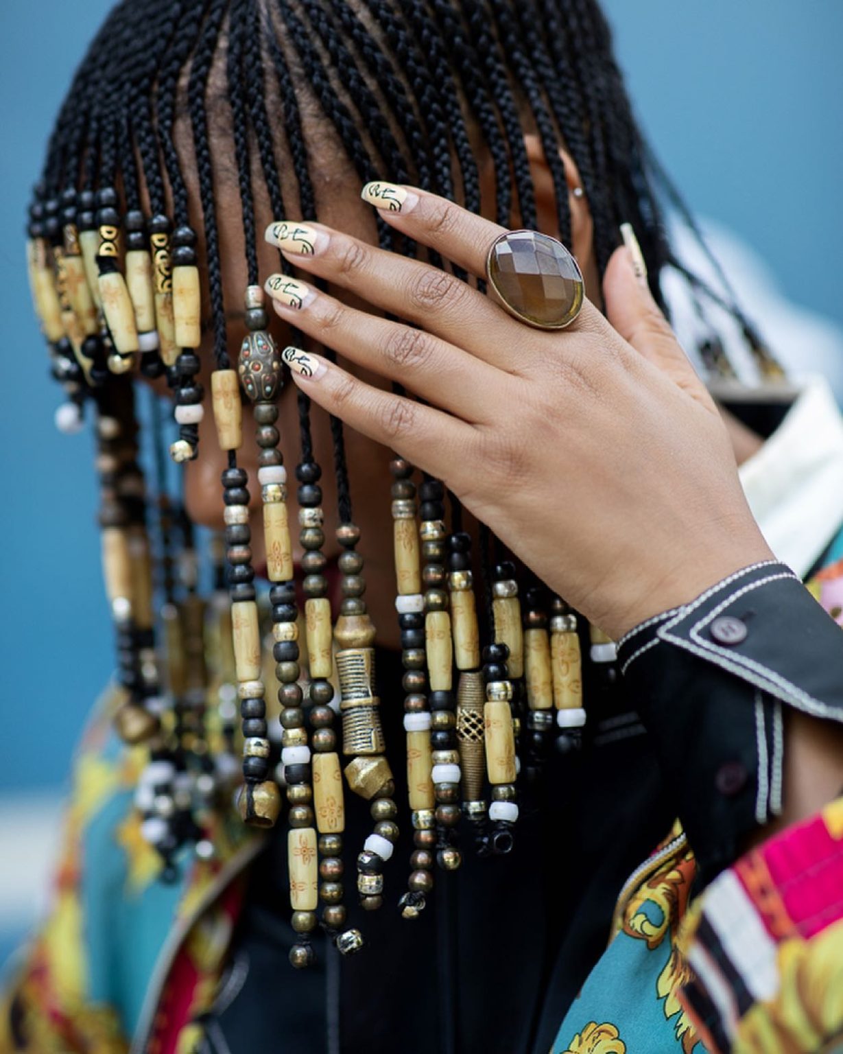 30 Braids with Beads: Stylish Ideas to Highlight Your Unique Look ...