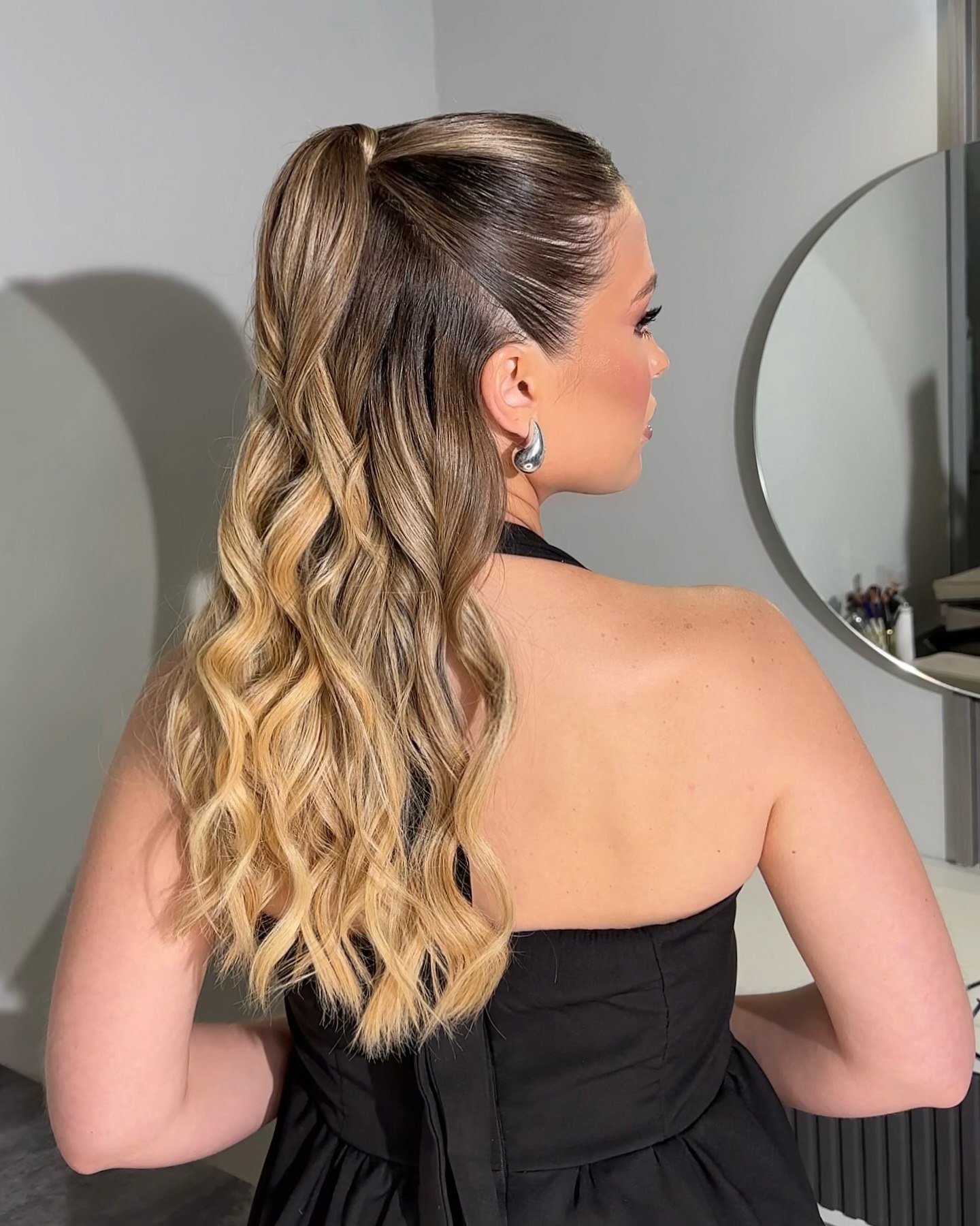 25 Stunning Hairstyles for New Year: Perfect Looks to Shine on New Year ...