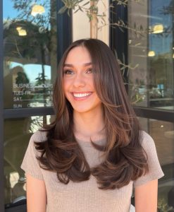 30 Stunning Haircuts for Thick Hair – Best Styles for Volume, Layers ...