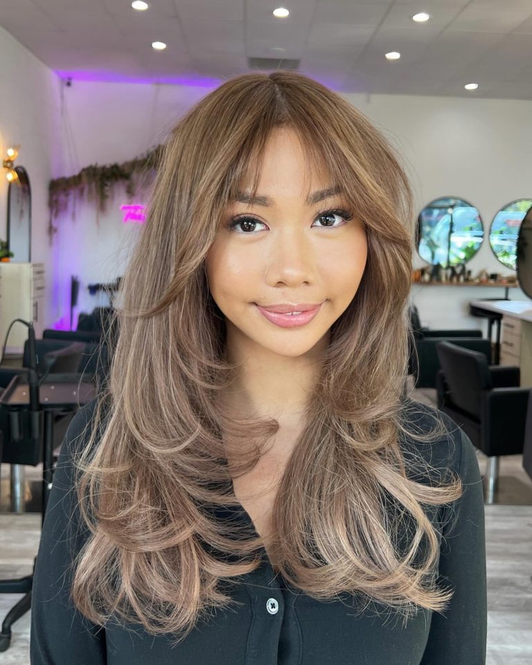 30 Bangs for Round Face That Flatter Every Style – From Wispy to Blunt ...