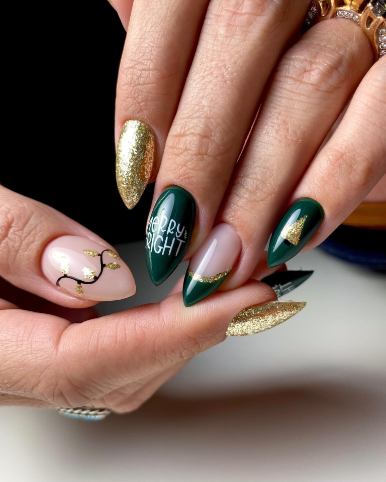 30 Green Christmas Nails: Festive and Chic Holiday Nail Art Ideas You ...