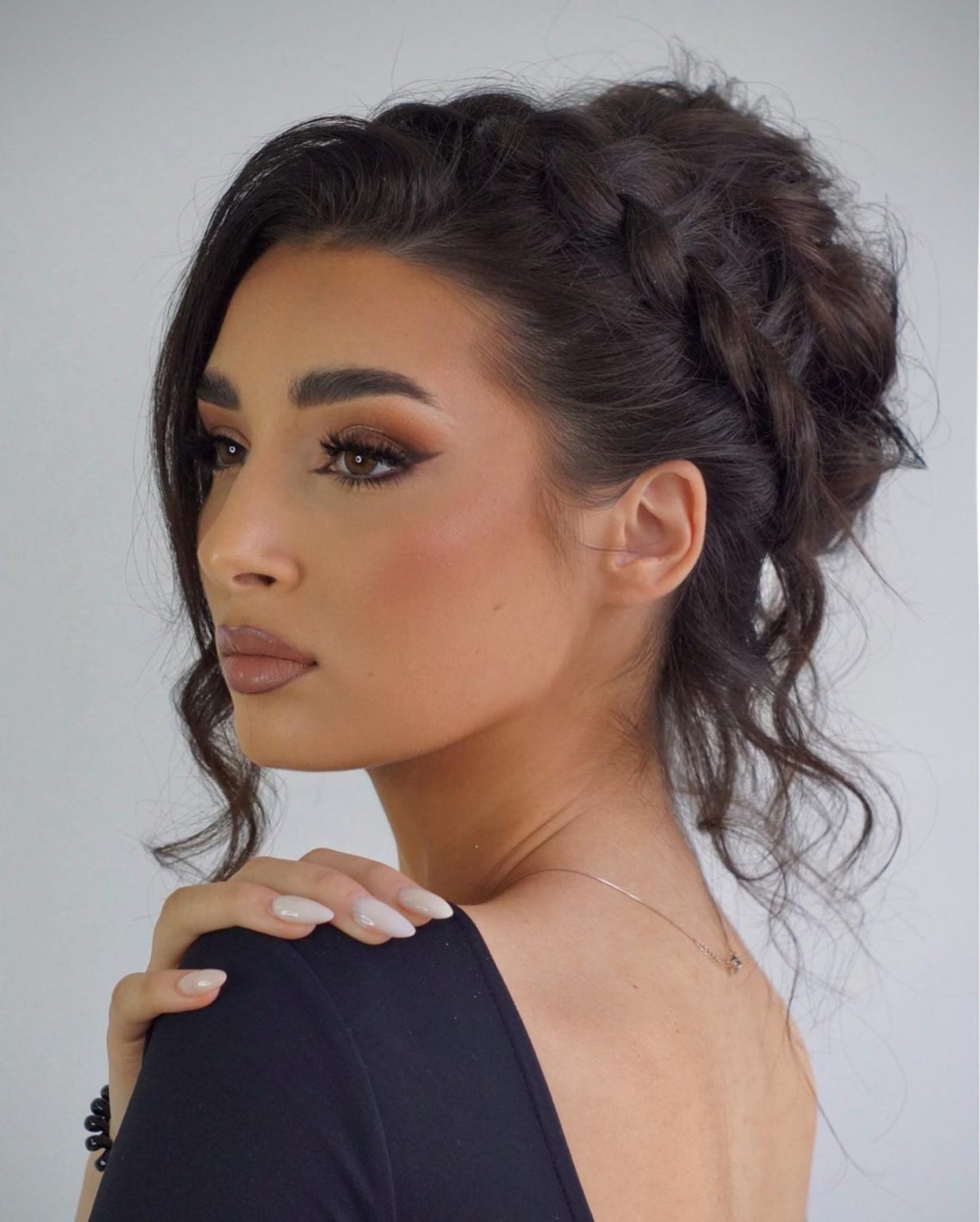 26 Glam Hair Ideas for Every Occasion: From Weddings to Prom, Stand Out ...