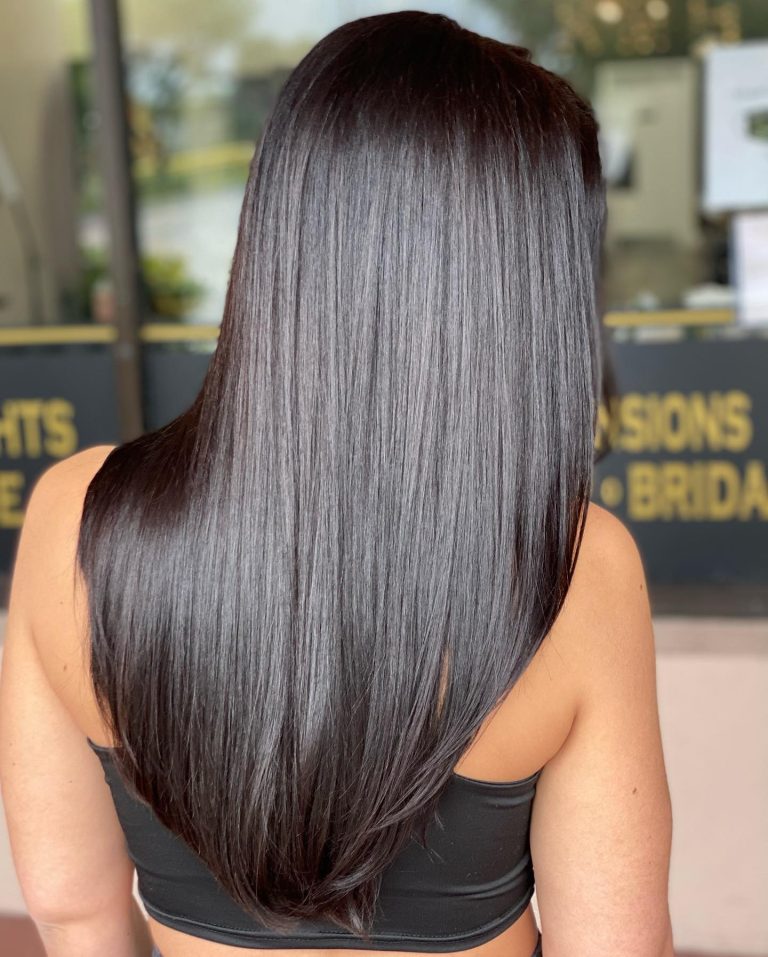 Discover 35 Stunning V-Cut Hair Ideas for Every Style: From Sleek to ...