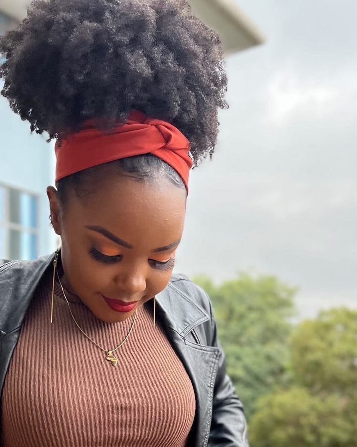 29 Hairstyles with Headbands to Transform Your Look Instantly ...