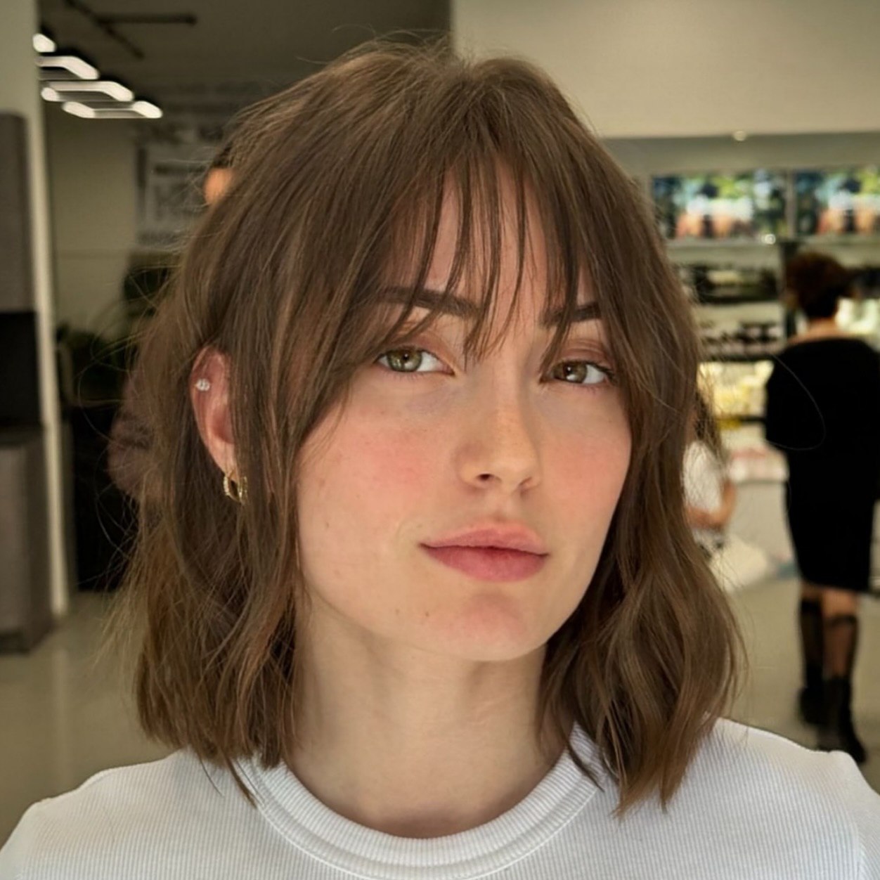 30 Trendy Hairstyles with Bangs to Elevate Your Look - divagaze.com