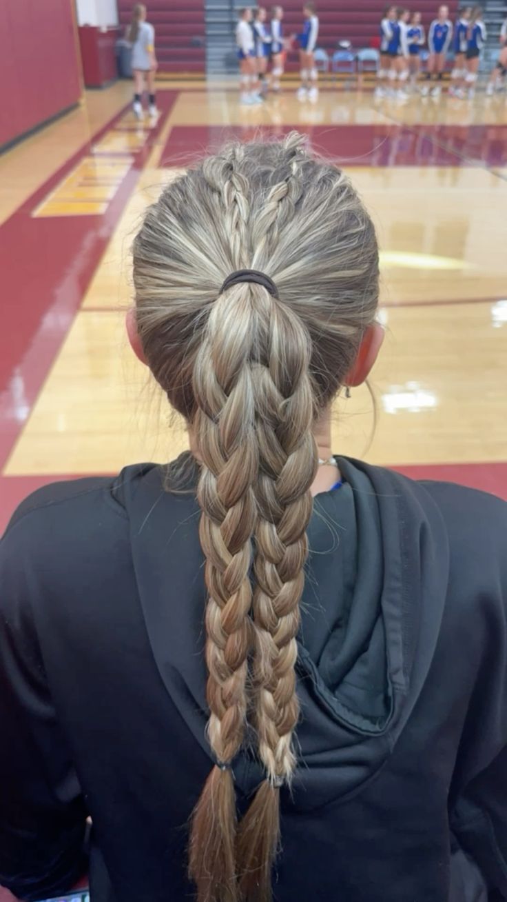 22 Cheer Hairstyles 2025: Trendy Looks for Sidelines, Games, and School ...