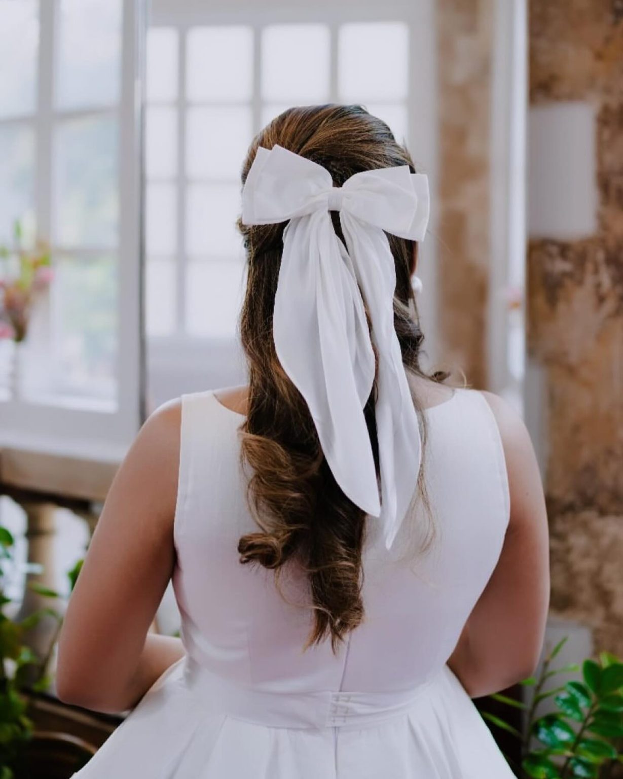 30 Charming Hairstyles with Bows: Add Elegance, Fun, and Style to Your ...