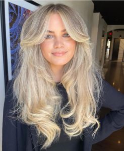 25 Stunning Round Face Haircuts That Will Flatter Your Look! - divagaze.com