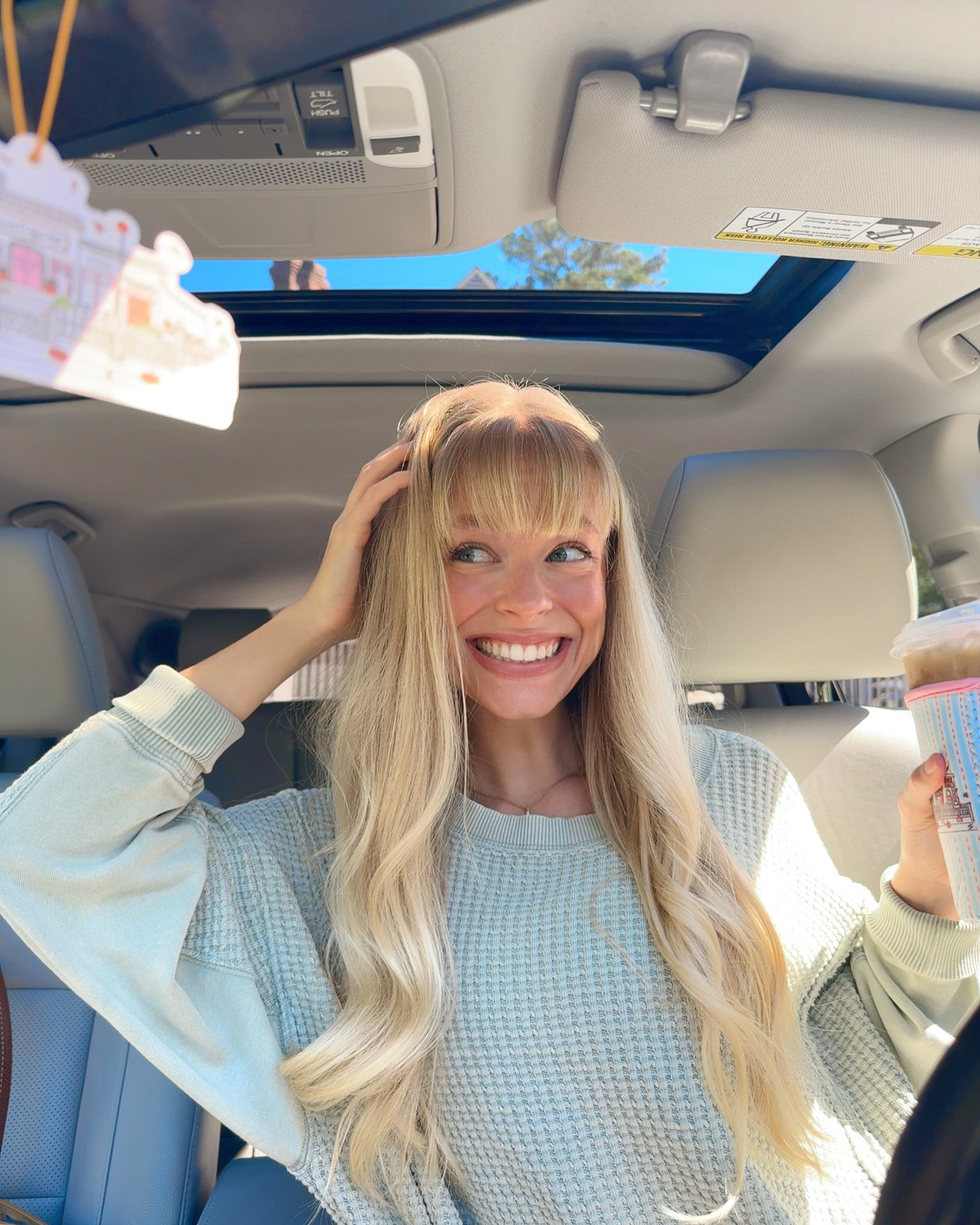 30 Trendy Hairstyles with Bangs to Elevate Your Look - divagaze.com