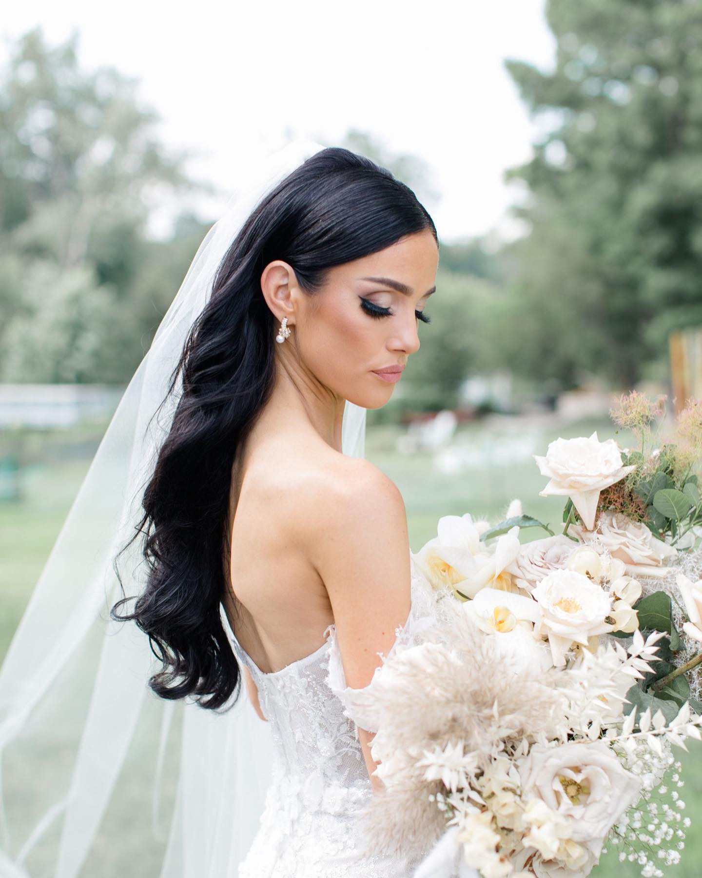 30 Wedding Hairstyles to Make You Shine on Your Special Day - divagaze.com