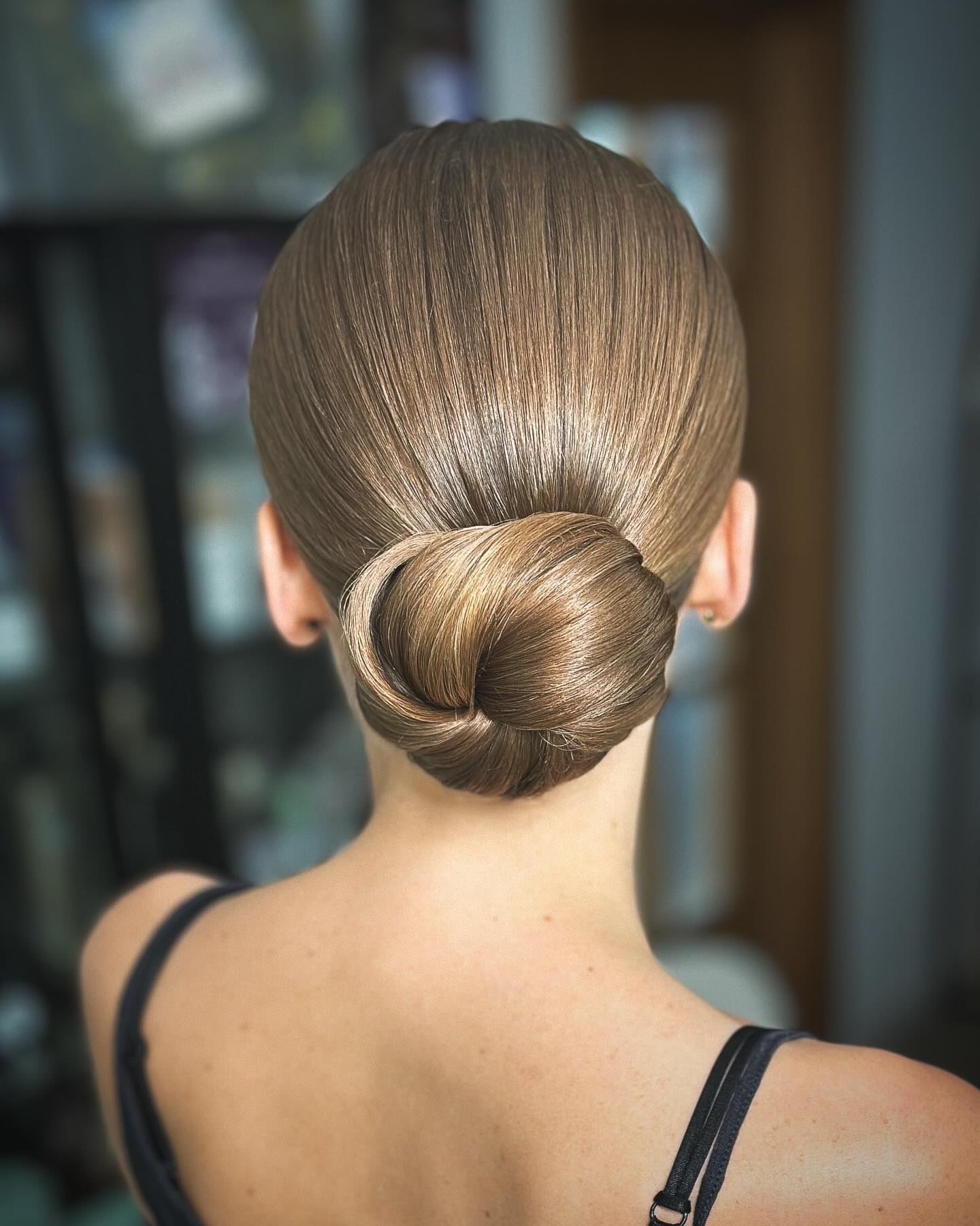 25 Sleek Hairstyles: Elegant and Stylish Looks for Every Occasion ...