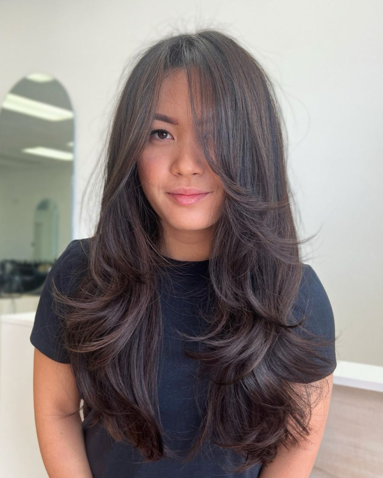 30 Trendy Long Layered Haircuts for 2025 That Will Transform Your Look ...
