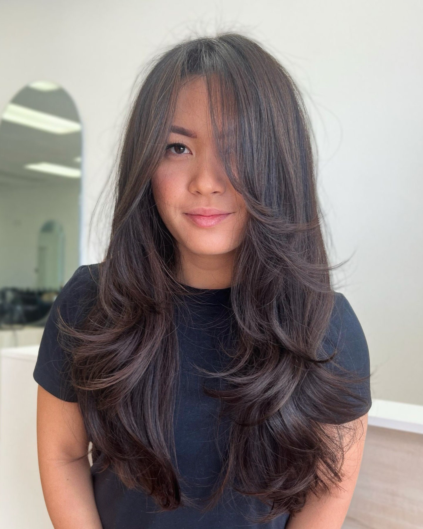 30 Trendy Long Layered Haircuts for 2025 That Will Transform Your Look ...