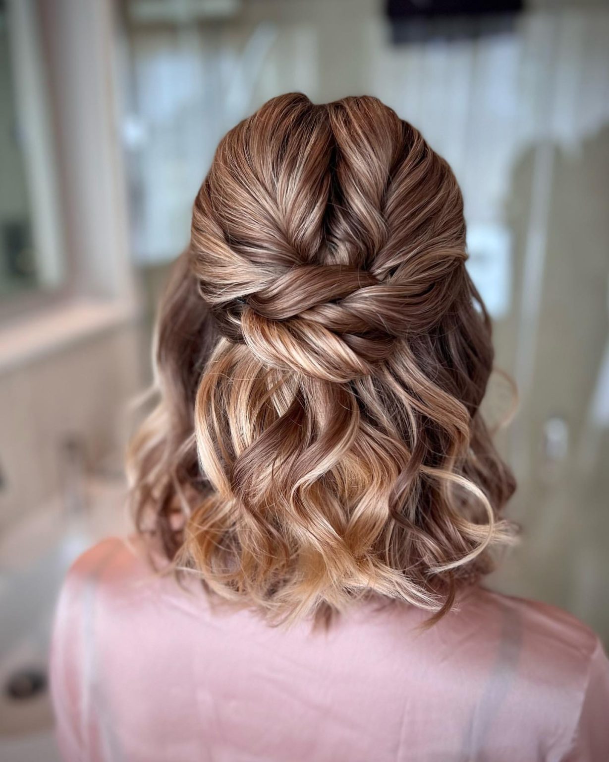 24 Stunning Short Hair Updo Ideas for Every Occasion – From Casual to ...