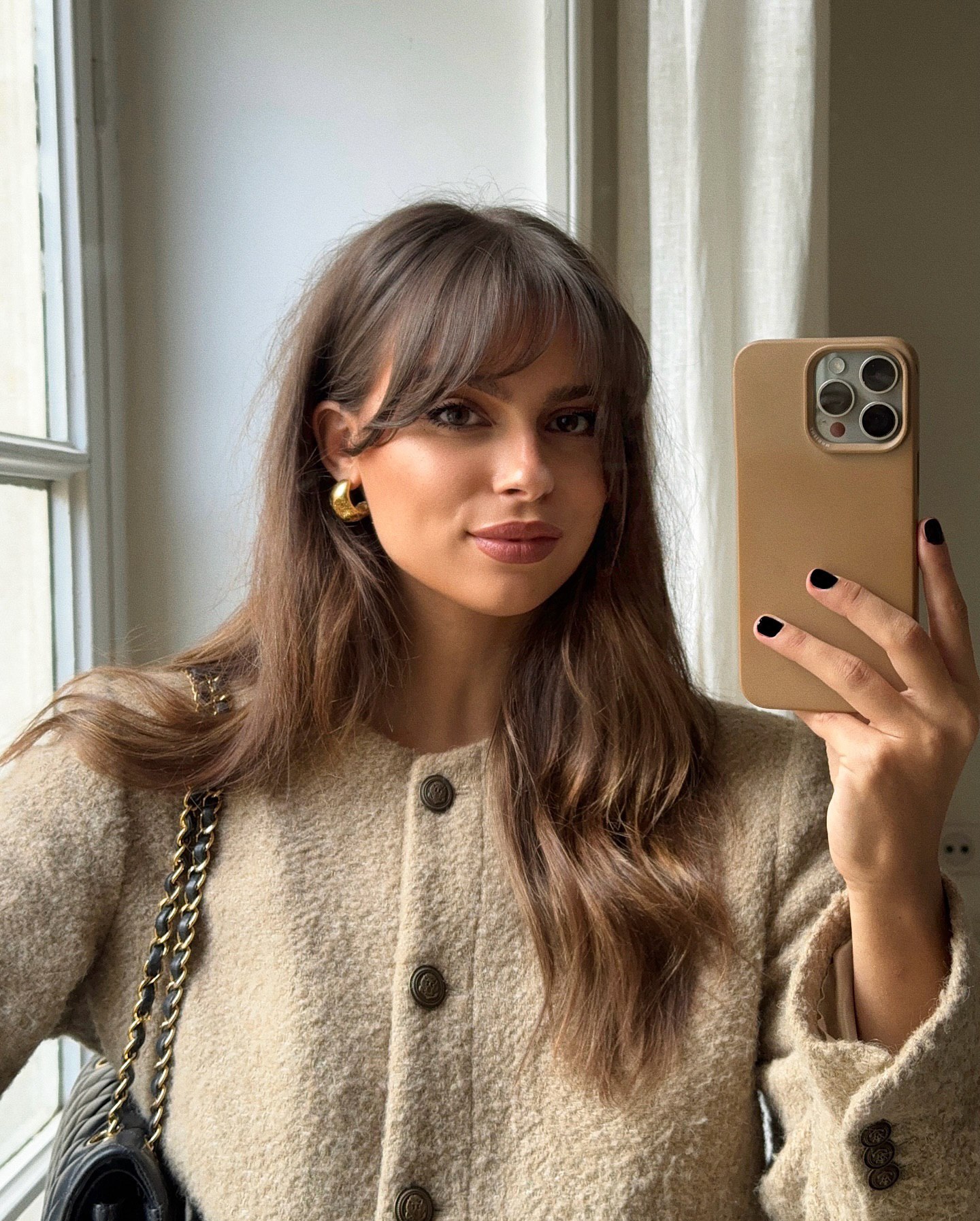 30 Trendy Hairstyles with Bangs to Elevate Your Look - divagaze.com