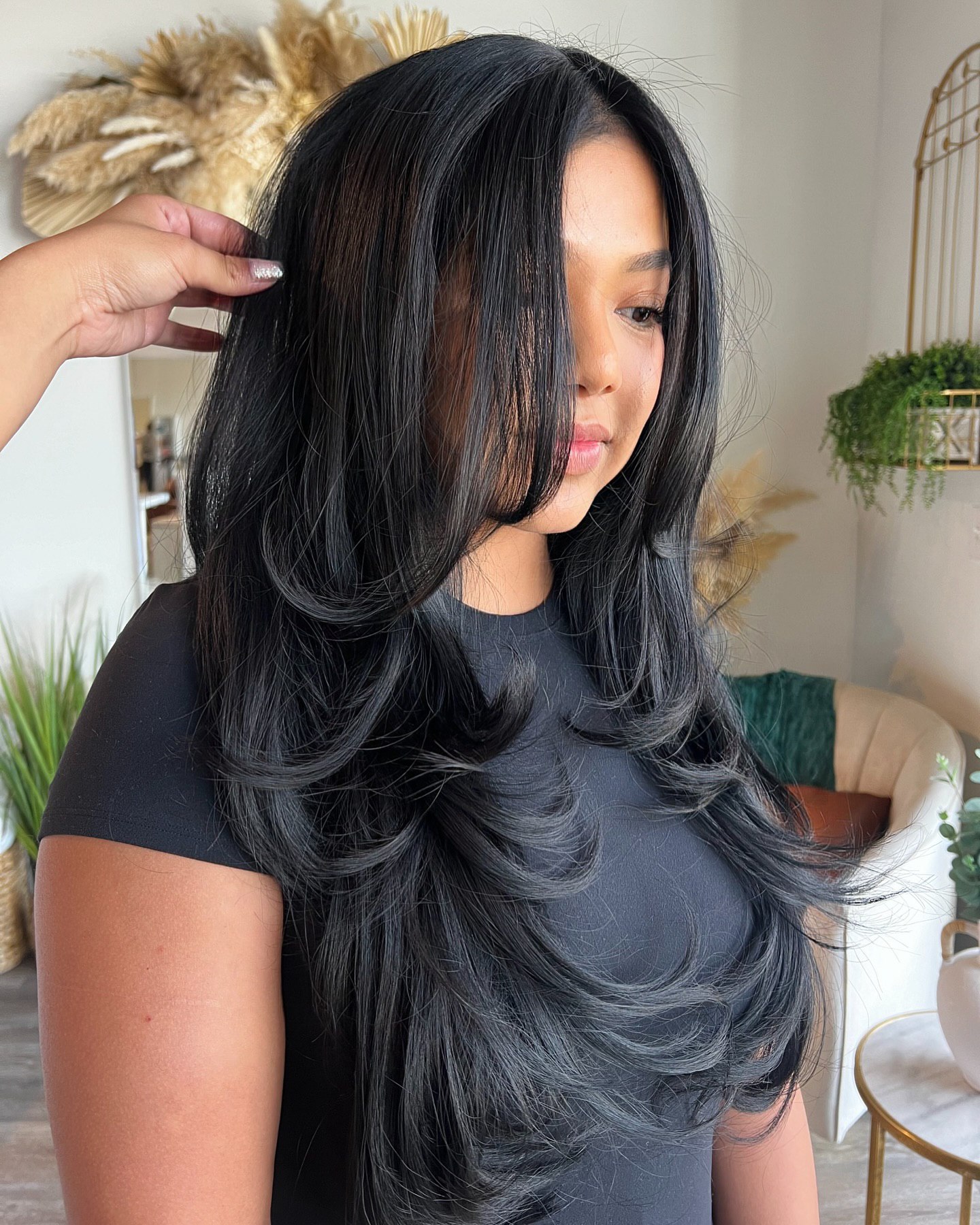 30 Trendy Long Layered Haircuts for 2025 That Will Transform Your Look ...