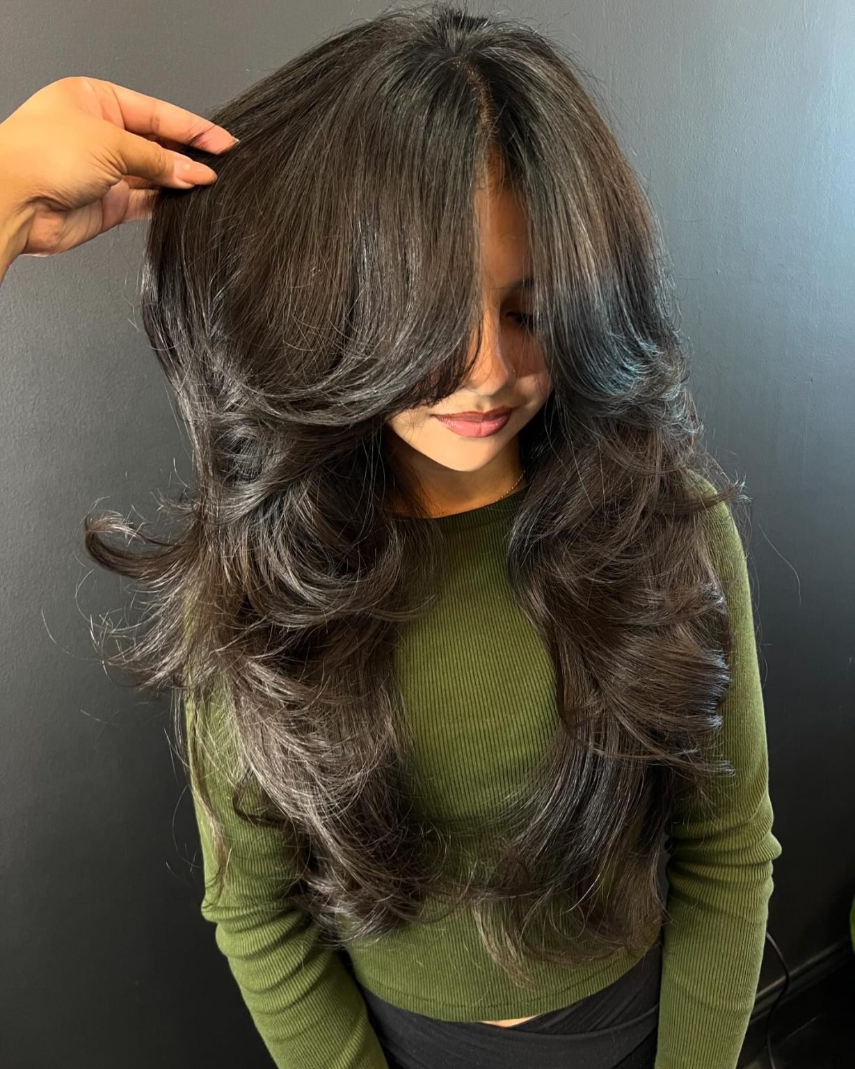 30 Trendy Long Layered Haircuts for 2025 That Will Transform Your Look ...