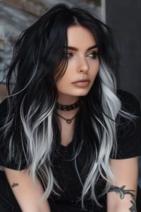 22 Skunk Stripe Hair 2025: Bold and Stylish Ideas to Rock This Trend ...