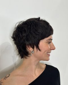 24 Trendy Short Shag Haircuts 2025 to Inspire Your Next Look ...