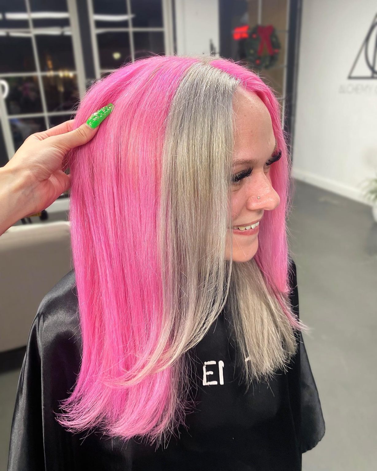 25 Stunning Two-Toned Hair Ideas to Rock in 2025 - divagaze.com