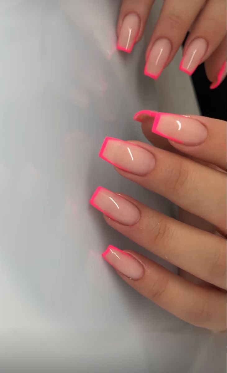 21 Spring Nails Square: Trends and Inspiration for the Perfect Spring ...