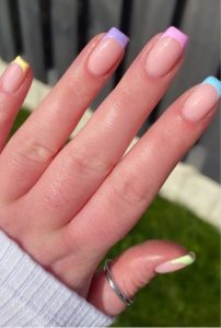 23 Spring French Tip Nails That Will Inspire Your Manicure Trends ...