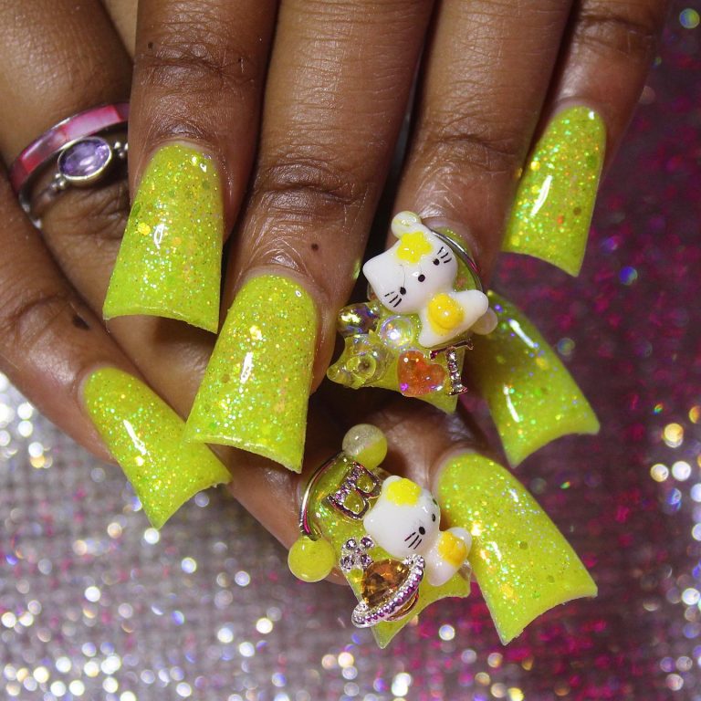 25 Junk Nail Ideas: Bold and Creative Designs You’ll Want to Try Today ...