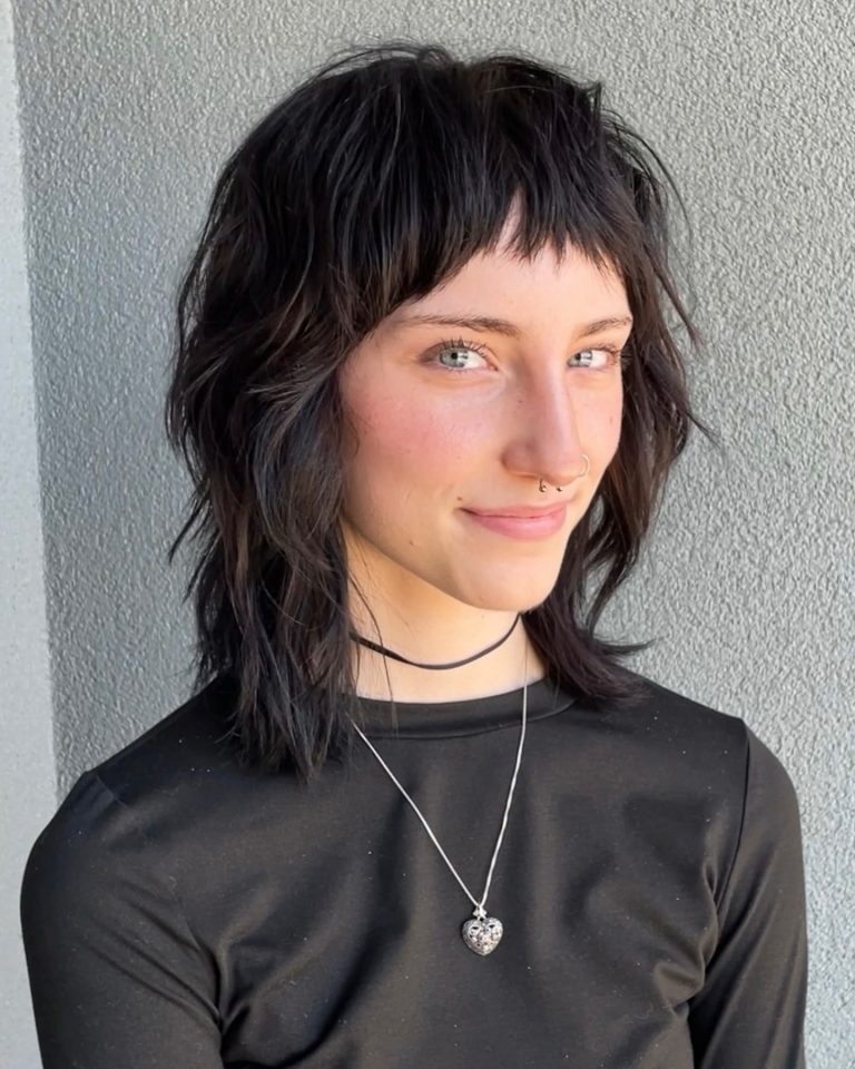 24 Trendy Short Shag Haircuts 2025 to Inspire Your Next Look ...