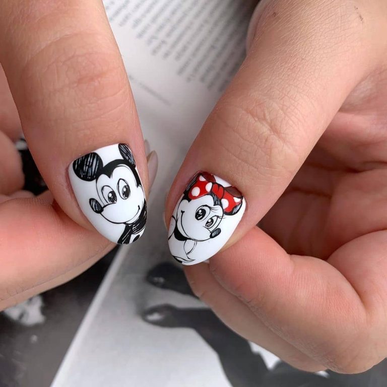 35 Disney Nails: Magical Ideas for Nail Art with Your Favorite ...