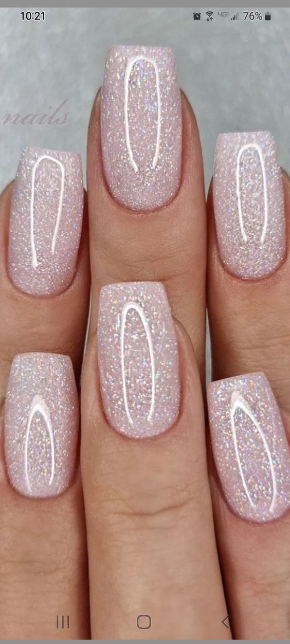 21 Spring Sparkle Nails to Shine Bright This Season - divagaze.com