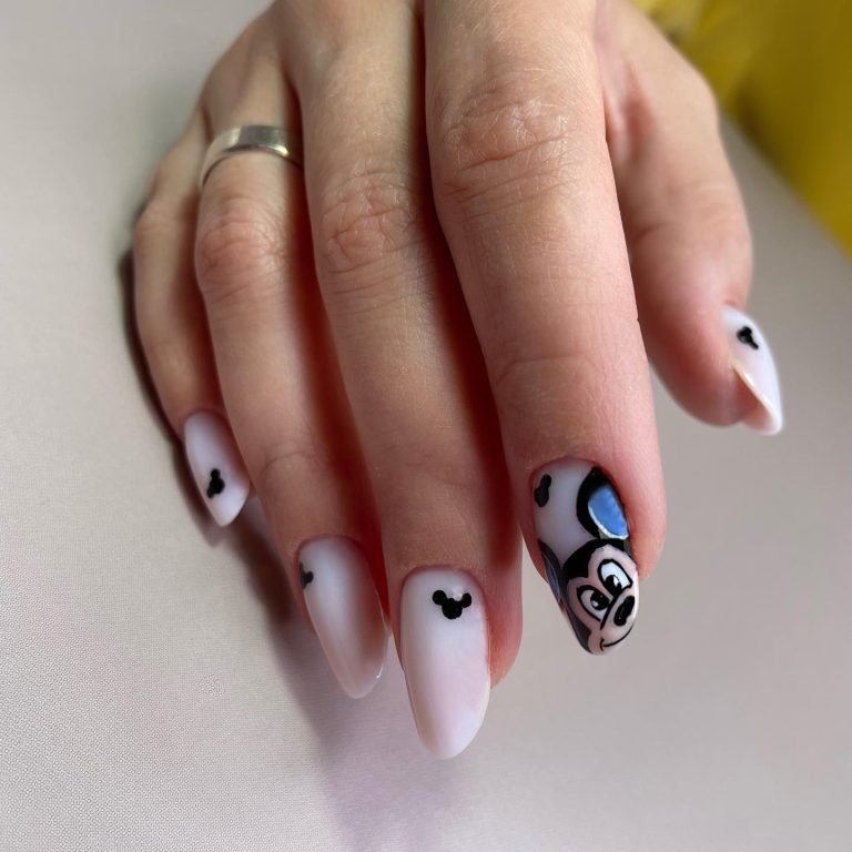 35 Mickey Mouse Nails: Cute and Stylish Disney-Inspired Nail Designs ...