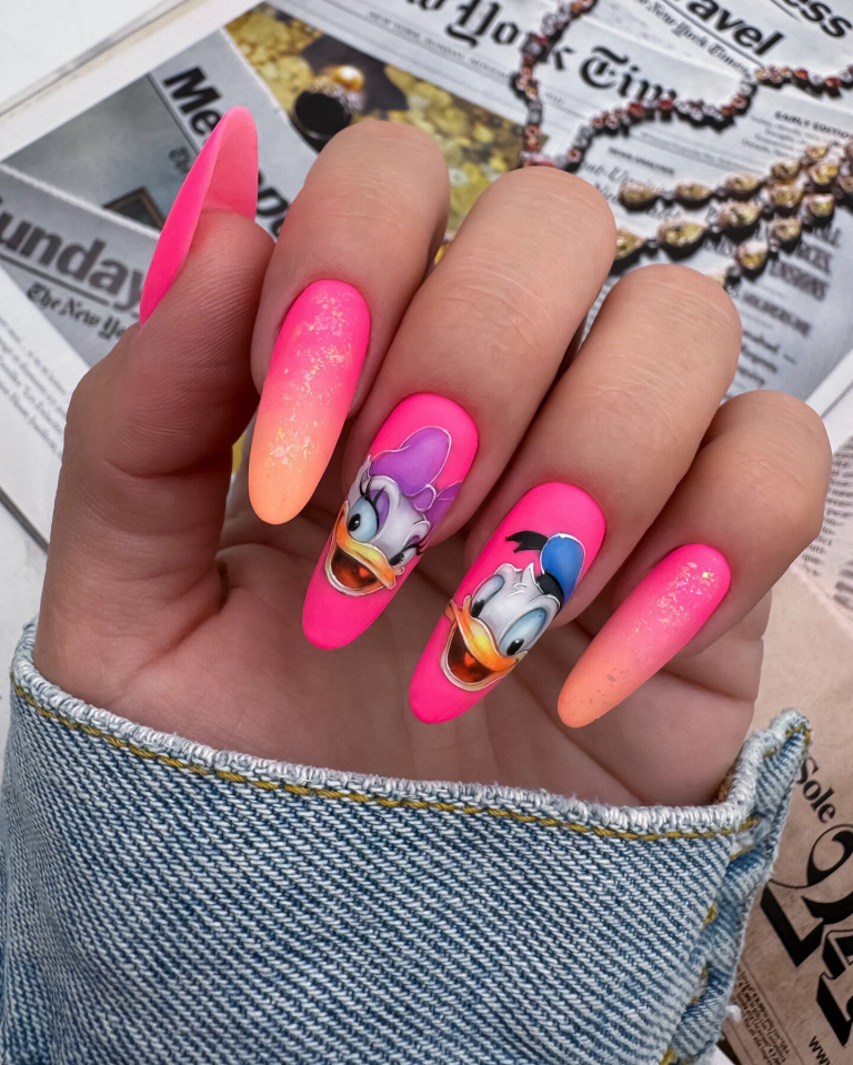 35 Disney Nails: Magical Ideas for Nail Art with Your Favorite ...