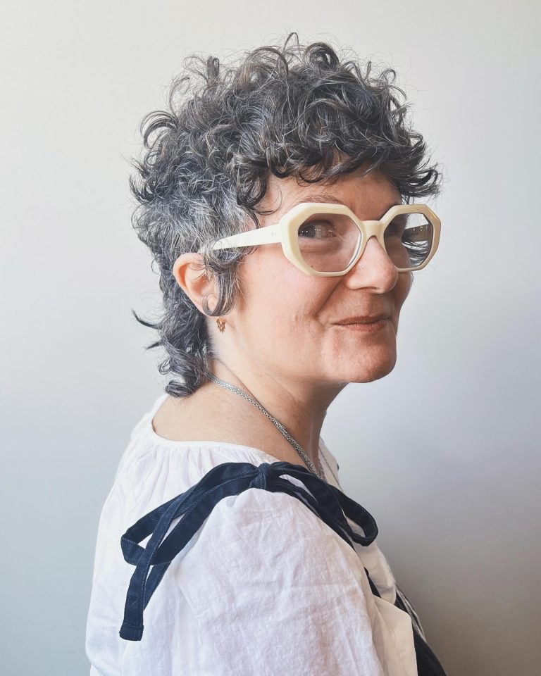 24 Trendy Short Shag Haircuts 2025 to Inspire Your Next Look ...