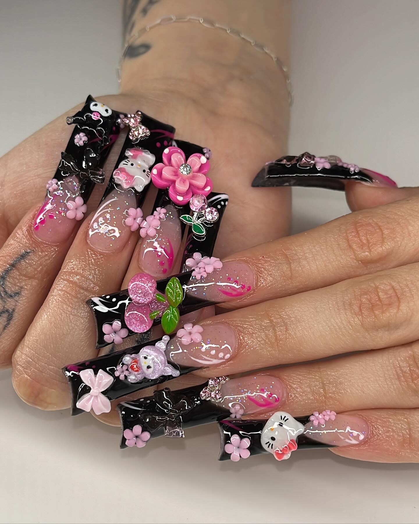 25 Junk Nail Ideas: Bold and Creative Designs You’ll Want to Try Today ...