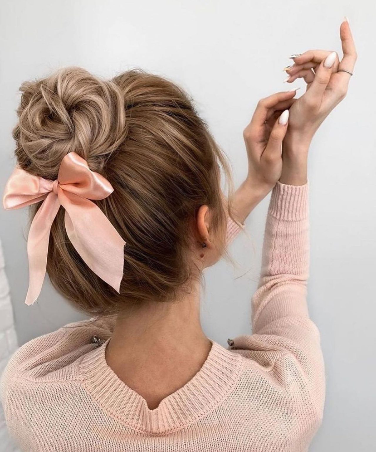 35 Hairstyles with Ribbon 2025 That Will Transform Your Look – Elegant ...