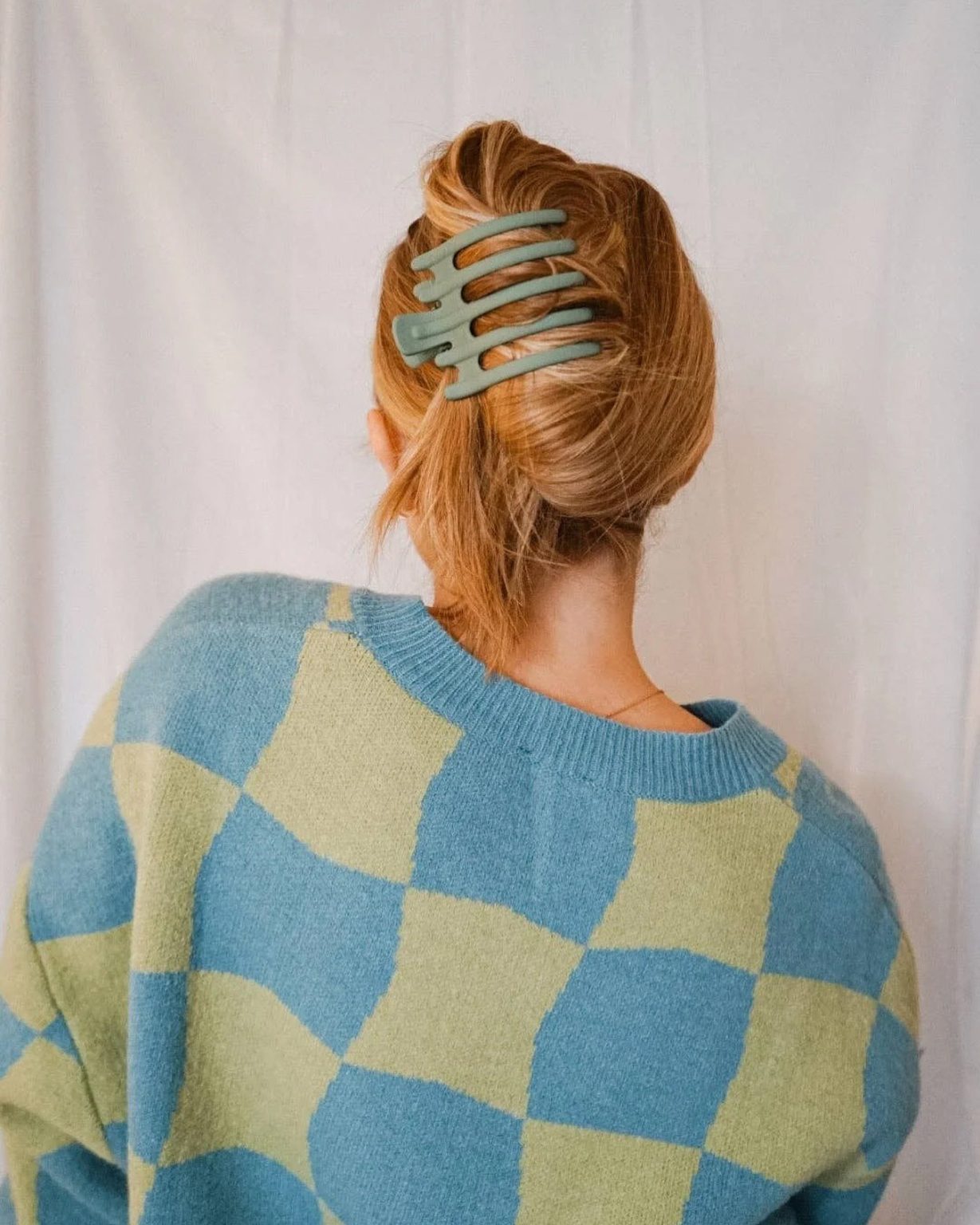 30 Hairstyles with Clips 2025: Trendy, Easy, and Stylish Ideas for ...