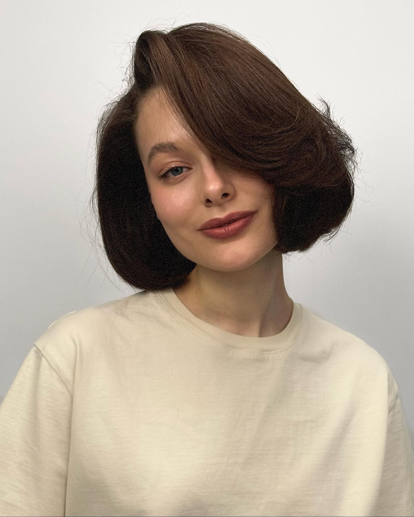 35 Chin Length Hairstyles That Will Transform Your Look – From Sleek to ...