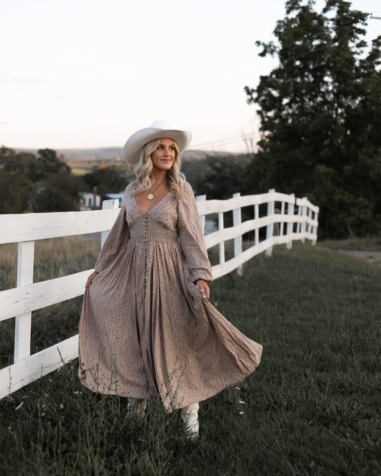 35 Western Outfits Women 2025: Stunning Styles for Every Occasion and ...